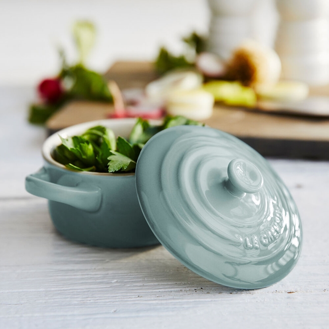 Mini Cocotte de Cerâmica 10 cm Sea Salt Le Creuset | Loja Cheff